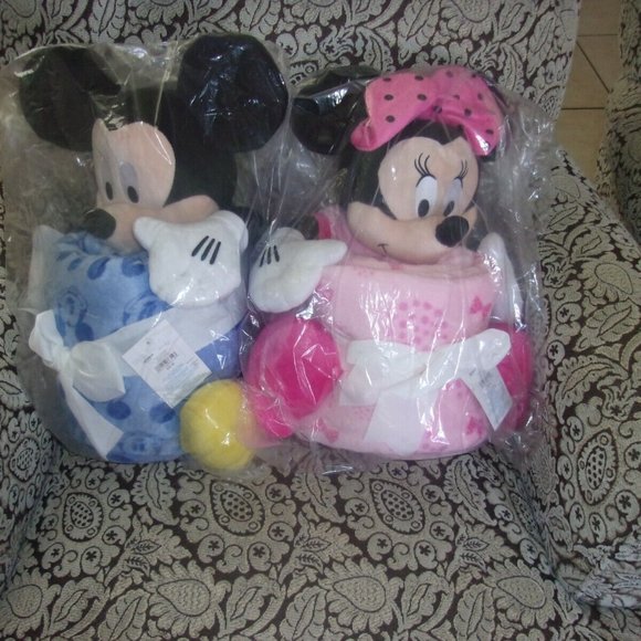Disney | Bedding | Lot Disneys Minnie Mouse And Mickey Mouse Buddy ...
